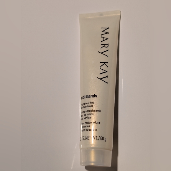 Mary Kay | Skincare | Mary Kay White Moisturizer Sleek Design | Poshmark